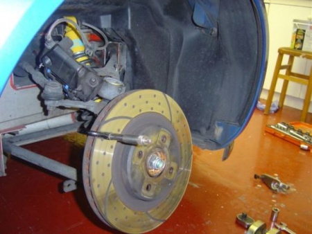 Measure brake disc thickness - TechWiki