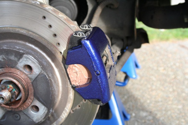 Brake calipers - TechWiki